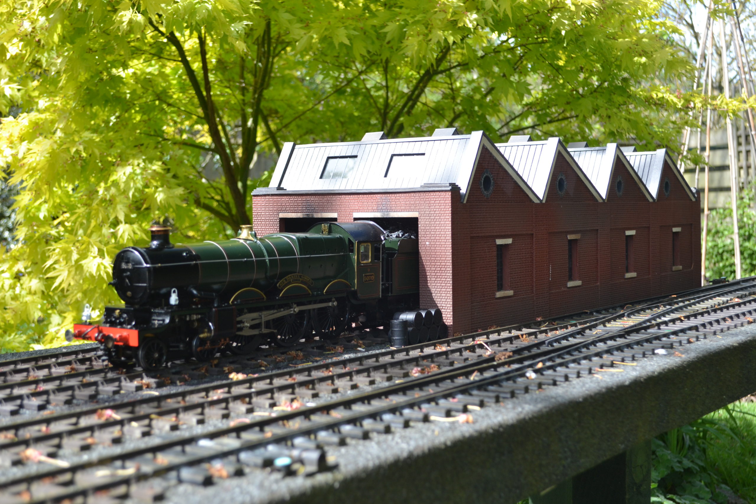 Gauge 1 Two Road North Light Engine Shed BM027 – Brunel Models