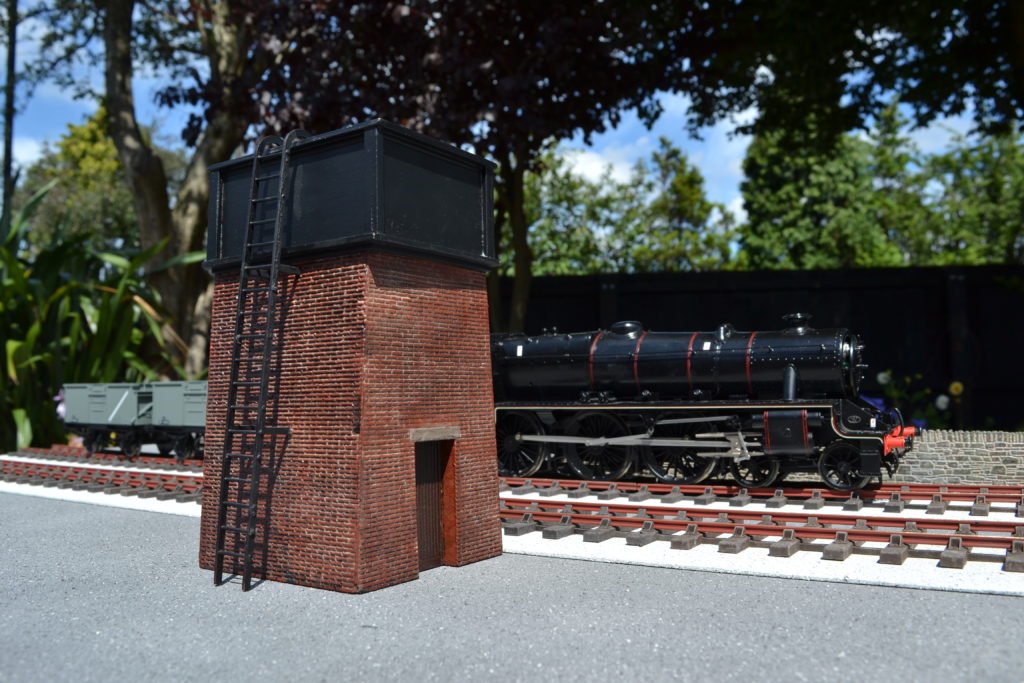 GAUGE 1 Small Water Tower – Brunel Models